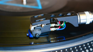 Turntable Cartridges Explained: How They Work - Vinyl Chapters