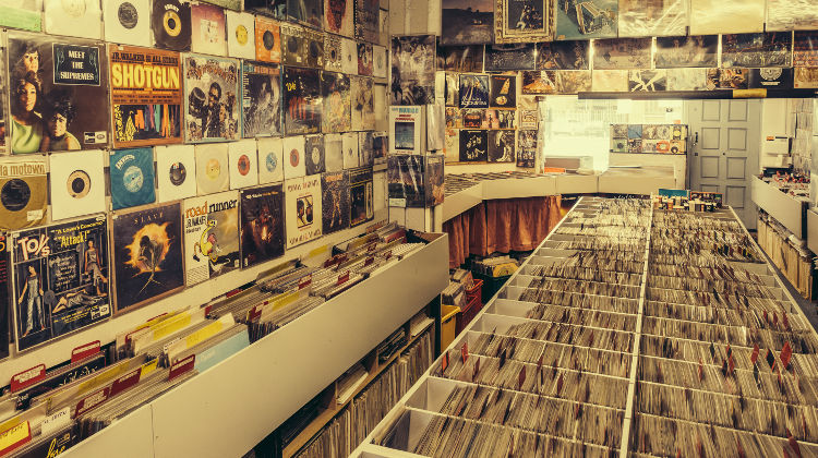 Vinyl Sales in UK Expected To Hit 30 Year High - Vinyl Chapters