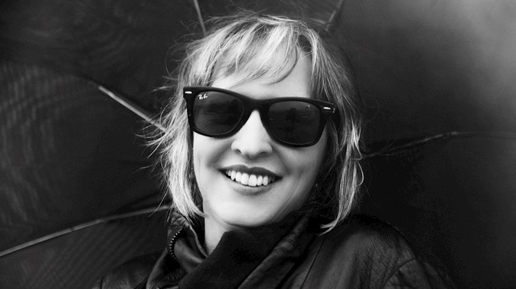 Paula Standing: The More I Give - Review - Vinyl Chapters