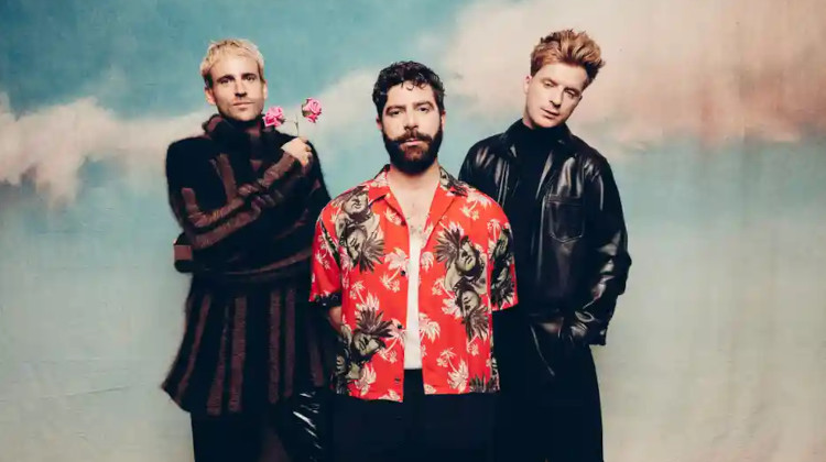 Foals: Life Is Yours - Review - Vinyl Chapters